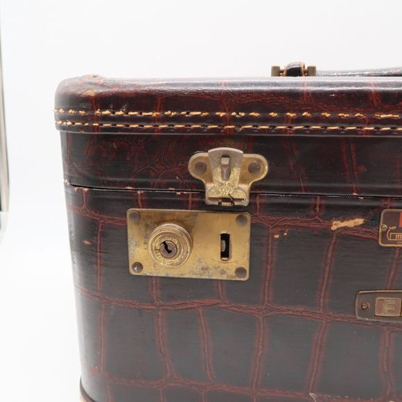 M.J. Belgrad | Bags | Vintage Travel Case Donby By Mj Belgrade Faux ...